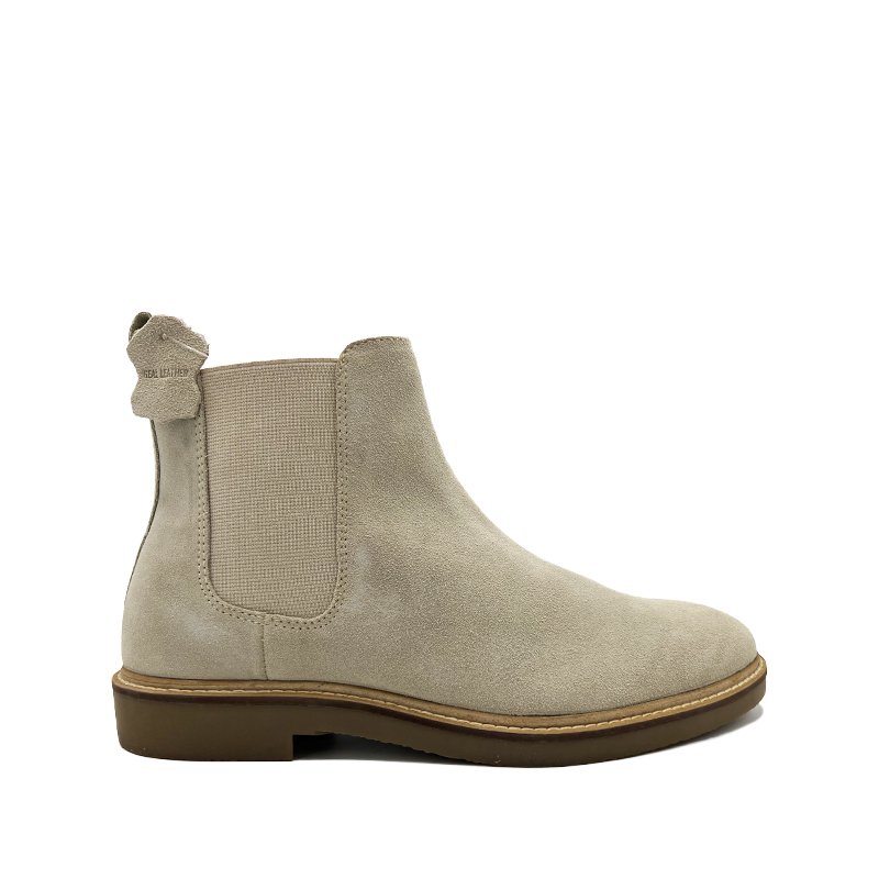 High Ankle / Chelsea Boots in Pakistan